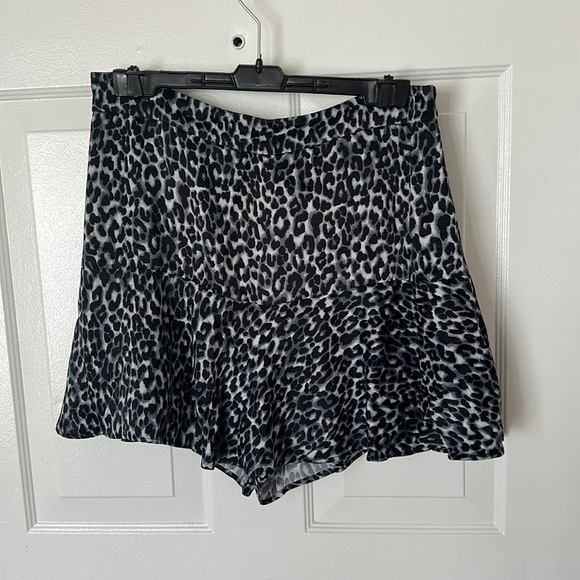 Zara | Skirts | Zara Animal Print Skort | Poshmark